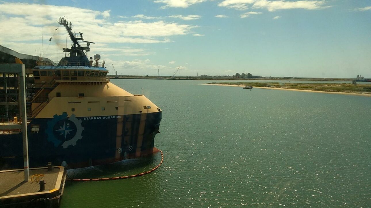 Cadastro de currículo para emprego offshore demanda vinte e oito ...