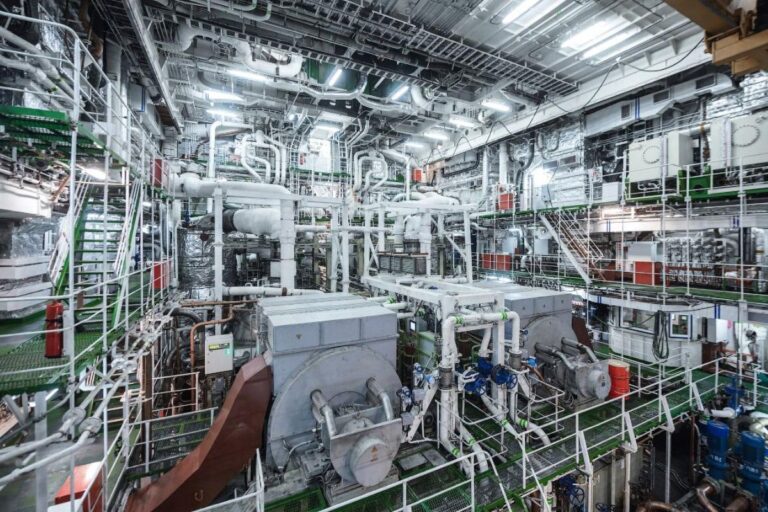 The Engine of the World's Largest Nuclear Icebreaker, Which Uses Two ...