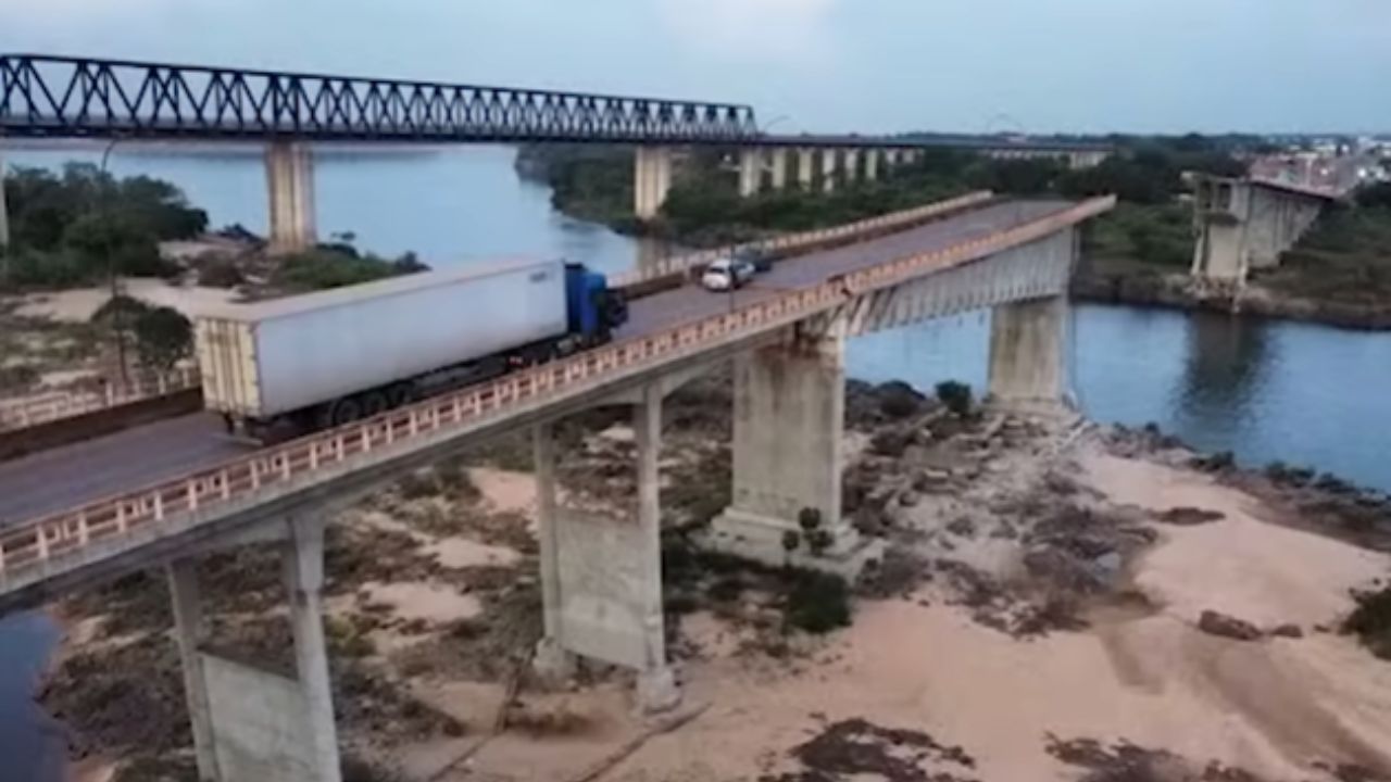 After Collapse of 2024 With 14 Dead and 76 Tons of Acid at Risk, New ...