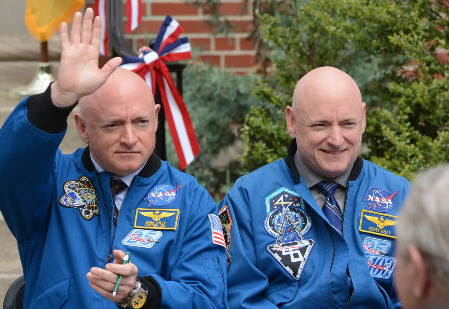 An astronaut spent 340 days in space while his twin brother stayed on ...