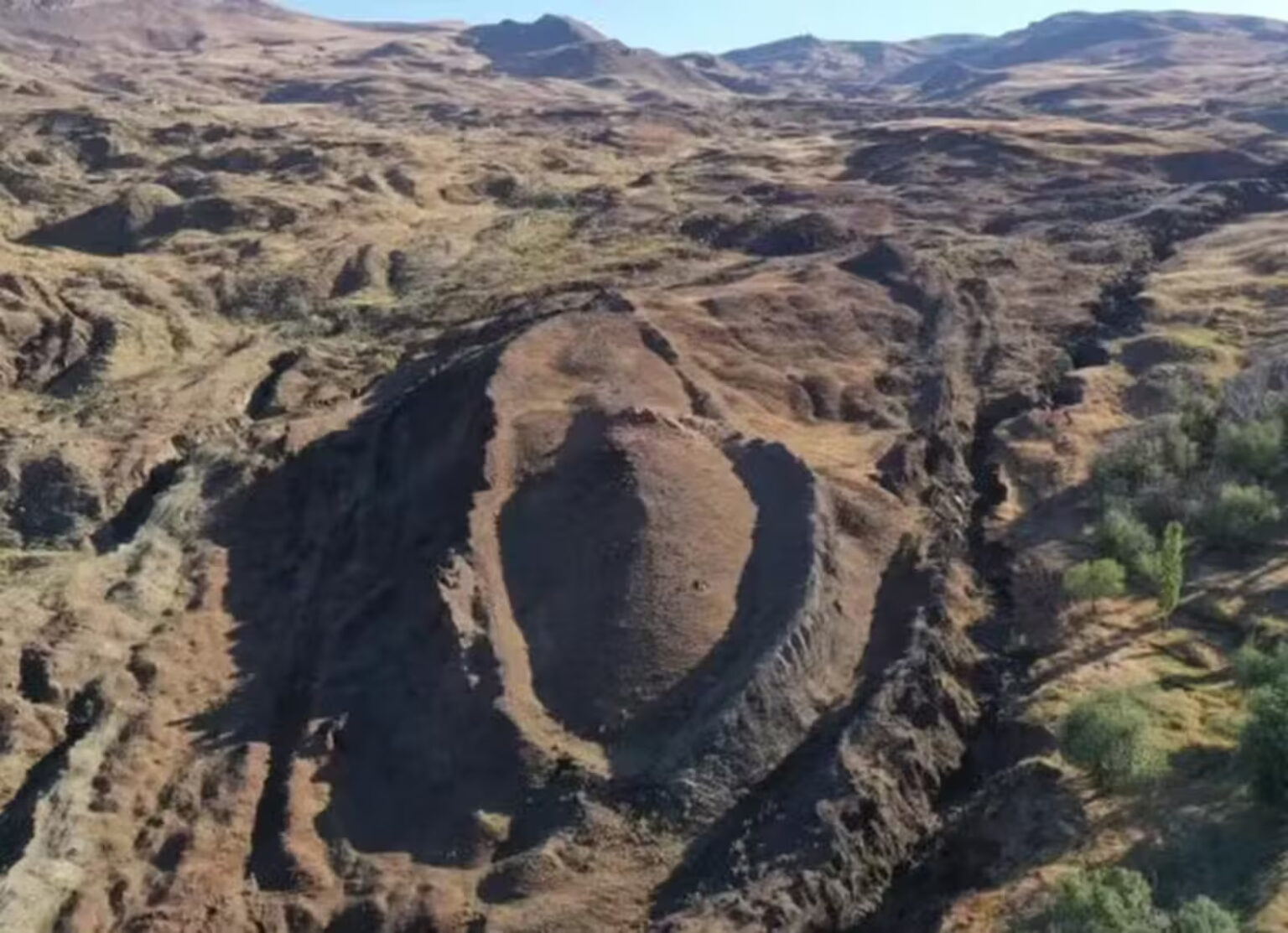 Mystery on Mount Ararat: alleged tunnels of Noah's Ark appear in a site ...